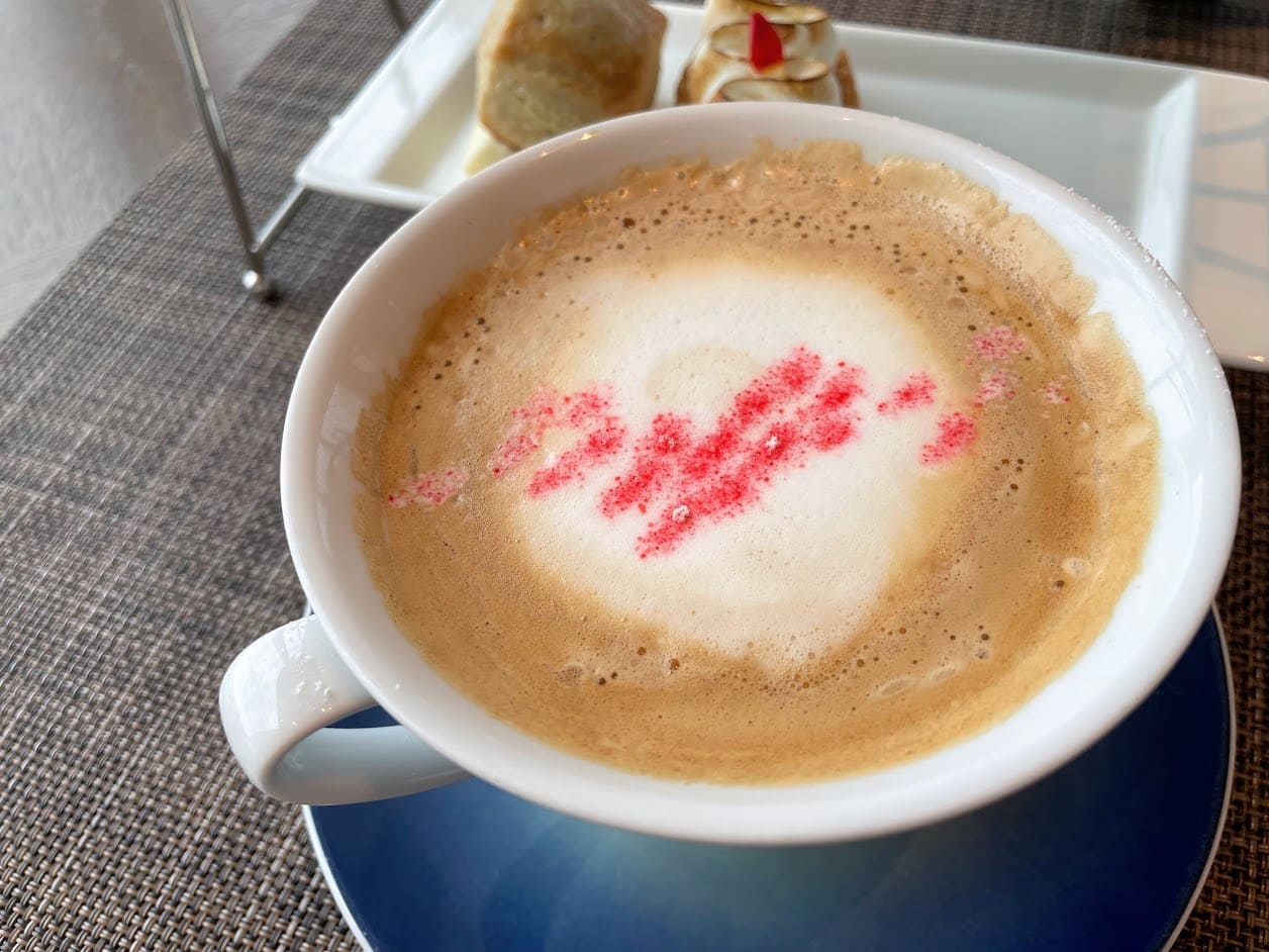 ANA万座ビーチリゾート クラブラウンジのアフタヌーンティーレポ | merilog.